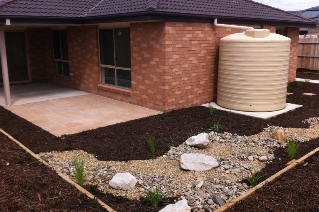 Landscape gardener design in Forde, Canberra - Phillips Landscapes Landscape gardener design in Forde, Canberra - Phillips Landscapes