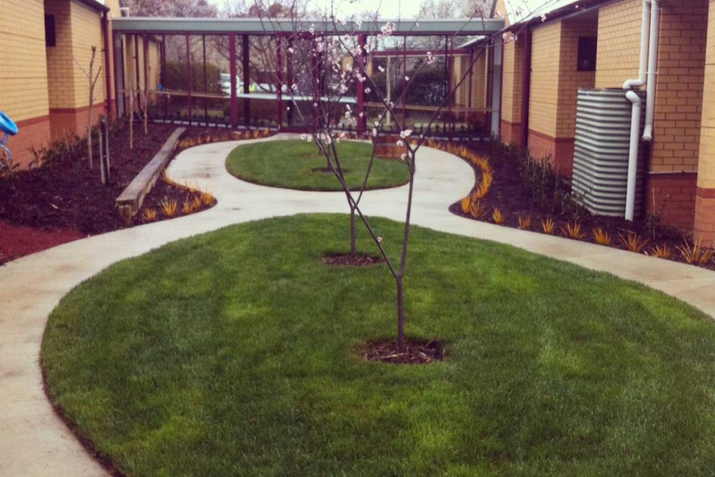 Retirement home landscape design - Phillips Landscapes Retirement home landscape design - Phillips Landscapes